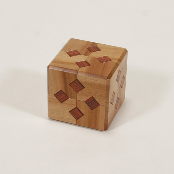 Origin regression cube | KARAKURI BOX