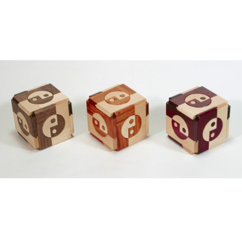 Origin regression cube | KARAKURI BOX