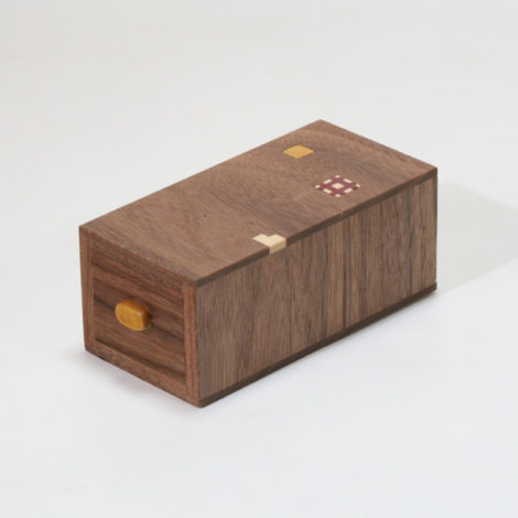 Tatsuo Miyamoto | KARAKURI BOX