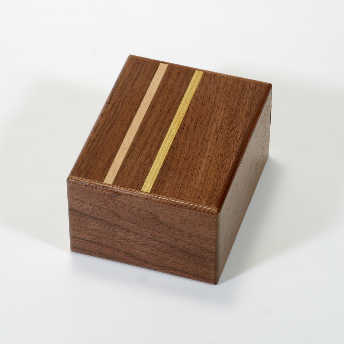 Hiroyuki Oka | KARAKURI BOX