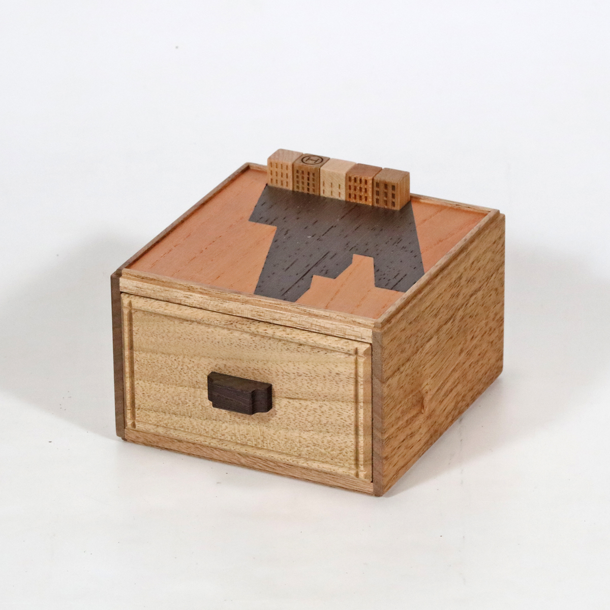 Skyscrapers | KARAKURI BOX