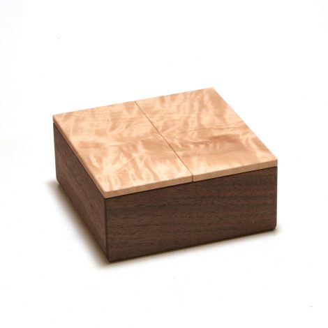 Twist Box | KARAKURI BOX